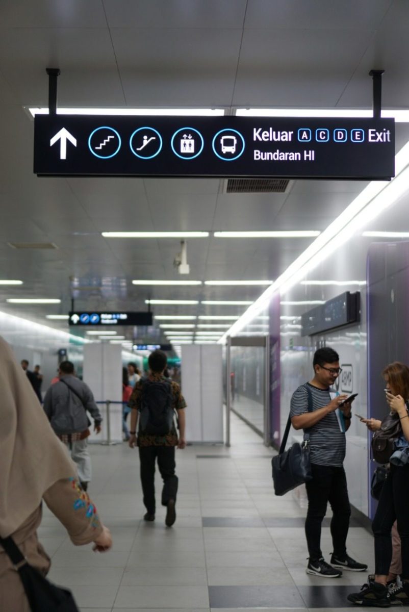 MRT JAKARTA - Cei Design Signage Architecture l Design & Signage Solution
